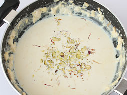 Rabri Recipe - Dry Fruit Laced Rich and Creamy Shahi Kesar Rabdi