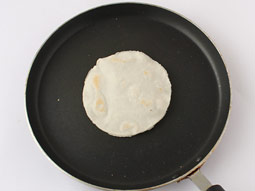 Pathiri Recipe with Stepwise Photos - Malabar Rice Pathiri - Kerala Food