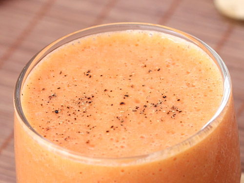 Papaya Shake Recipe - Smooth and Silky Papaya Milkshake with Honey