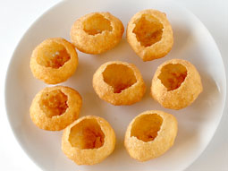 Dahi Puri Chaat with Sev and Batata - Step by Step Photo Recipe