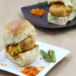 Kothimbir Vadi - Step by Step Recipe - Maharashtrian Snack - Party Starter